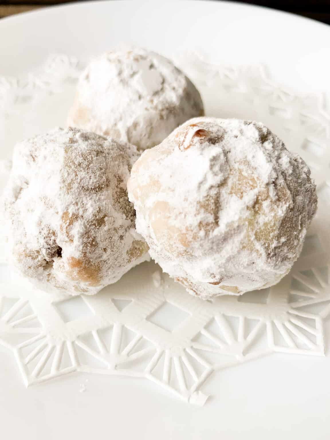 Butterball Cookies | A Baker's Bookshelf